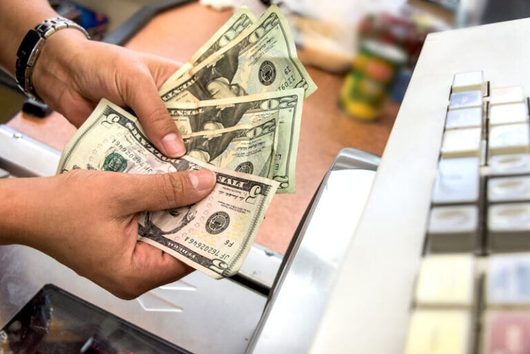 What are cash handling procedures | How to handle them better