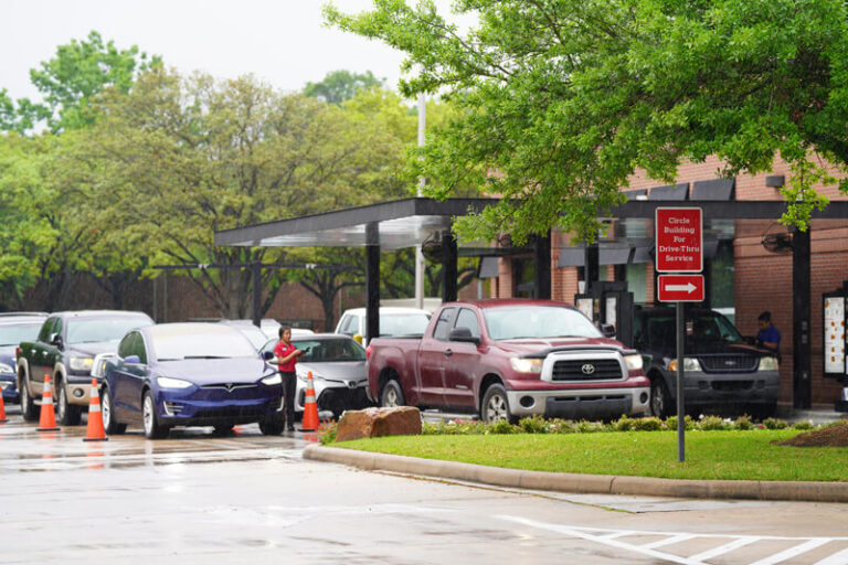 How to measure and improve drive thru speed of service